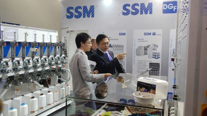SSM showcases latest yarn covering machines at Yiwu
