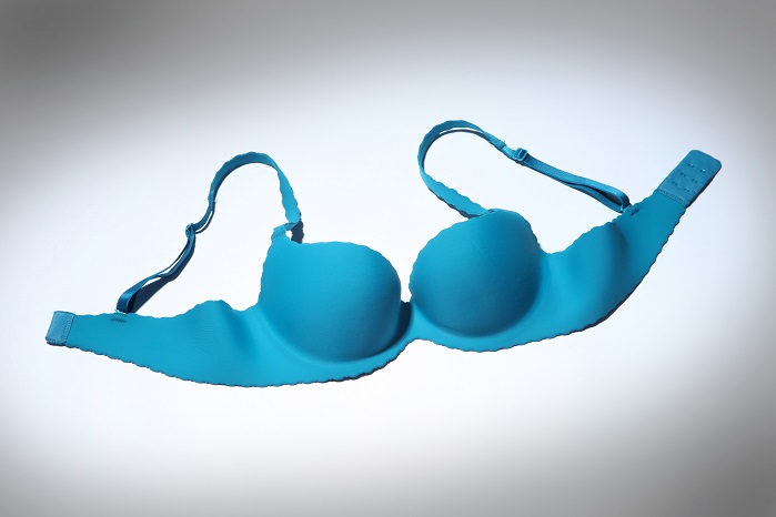 Seamless bra produced with Karl Mayer machine a success in China